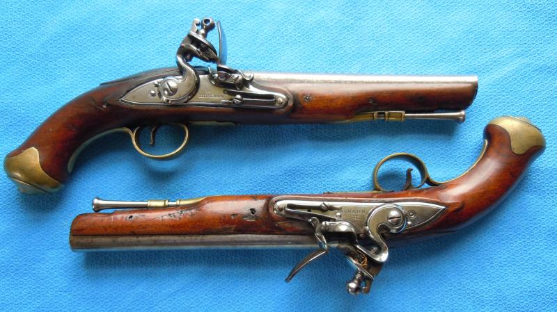 Pembroke Fine Arms | FINE PAIR OF HEAVY DRAGOON FLINTLOCK PISTOLS circa ...